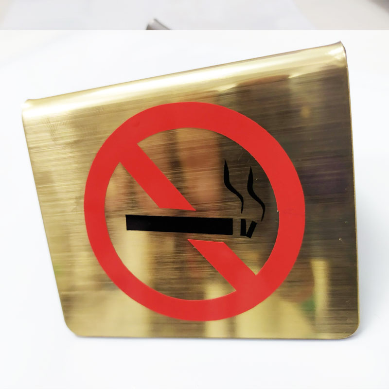 No Smoking Τριγωνάκι — Κυκλαδική Διαφημιστική